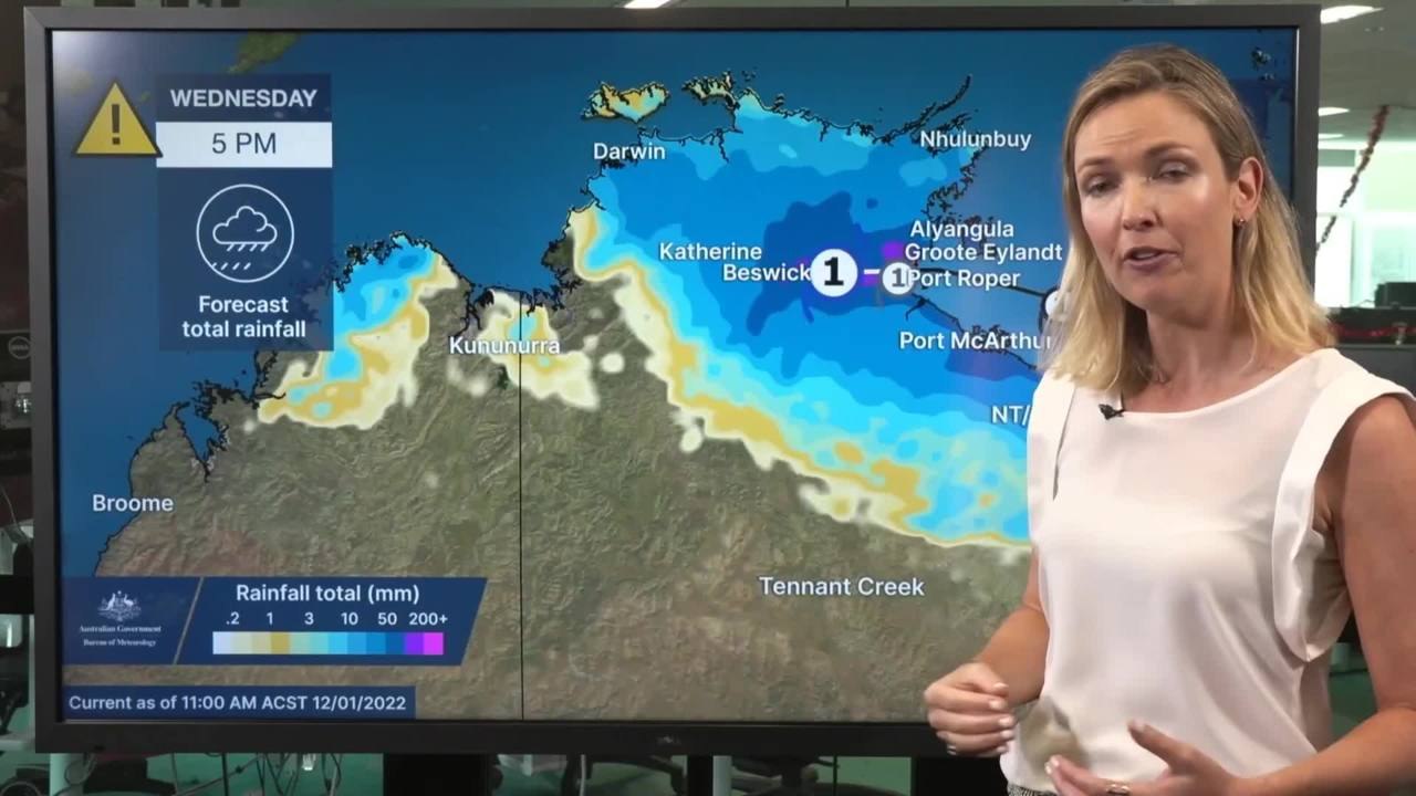 Tropical Cyclone Tiffany making landfall over the eastern Top End ...