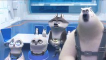 The Penguins of Madagascar; Africa Crash Landing Funny Scene - video ...