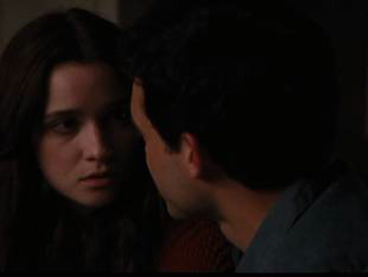 Alice Englert Beautiful Creatures Gif