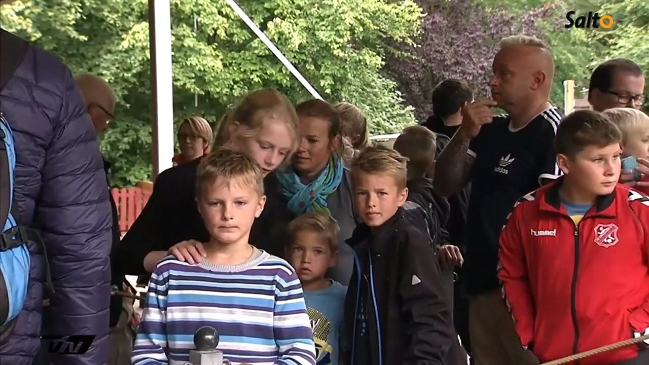 Dolph besøger Fårup Sommerland | 1-2 | Søren Kragelund | 29-07-2015 ...