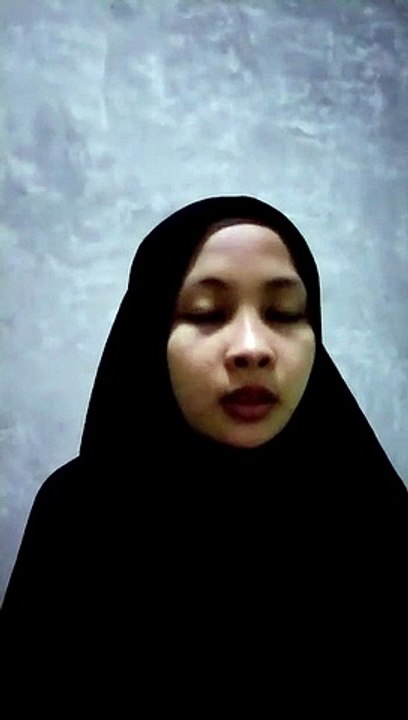 Santri cantik bersuara merdu - Video Dailymotion