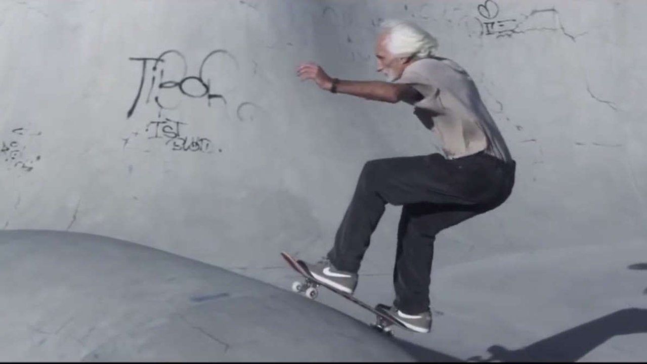 Découvrez la belle histoire de Neal Unger, un skater de 60 ans - Vidéo ...