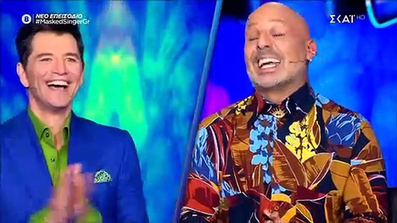 Η έναρξη του αποψινού The Masked Singer και τα σχόλια Μουτσινά - Ρουβά ...