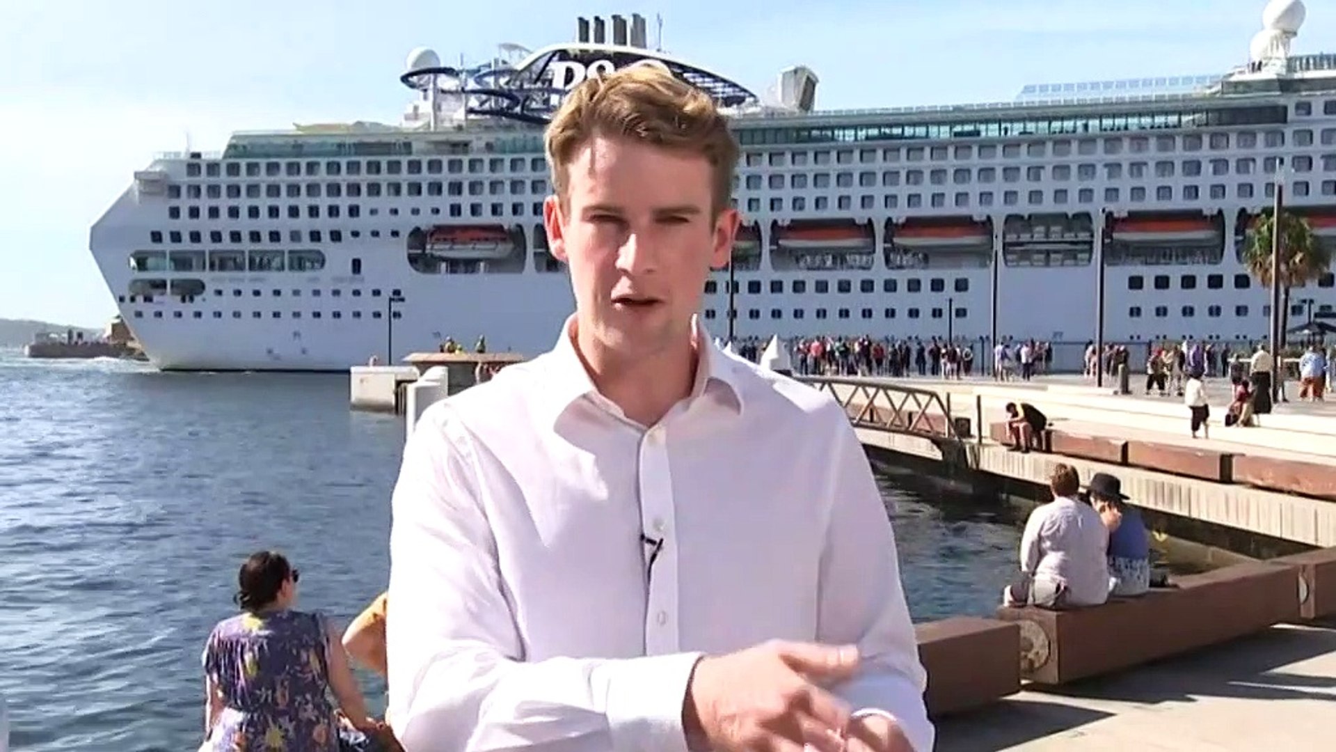 First cruise ship in two years arrives in Sydney Harbour