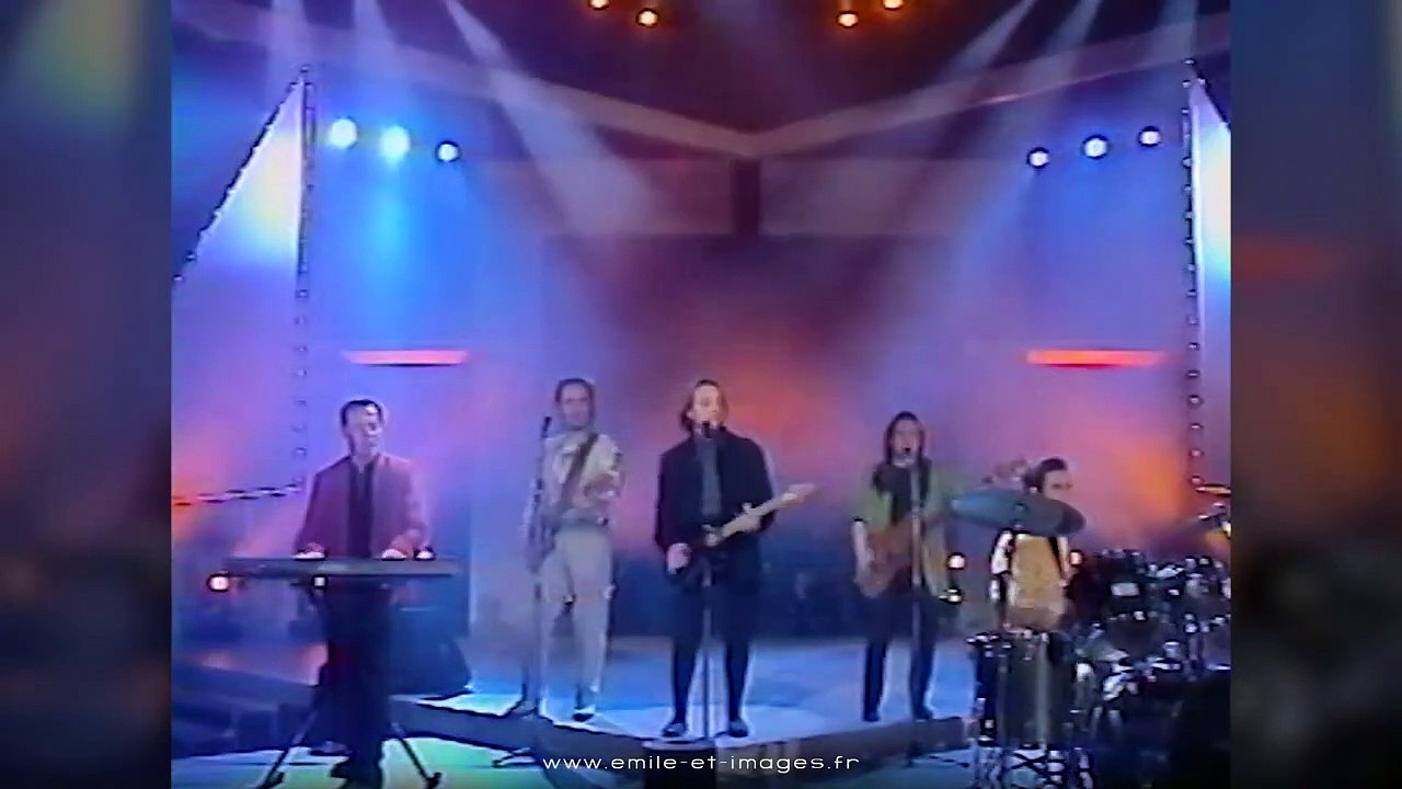 Emile Wandelmer (Gold) chante "Plus près des étoiles" - Vidéo Dailymotion