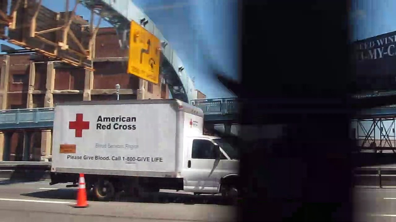 PATCO High Speed Line heading into New Jersey - video Dailymotion