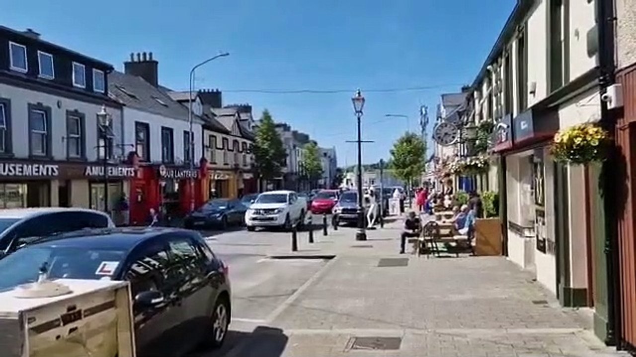 Buncrana Main Street in Co. Donegal - video Dailymotion