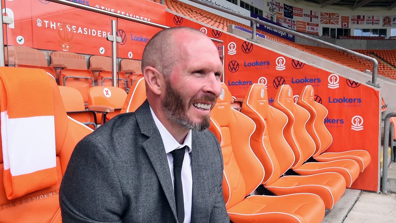 New Blackpool FC manager - video Dailymotion