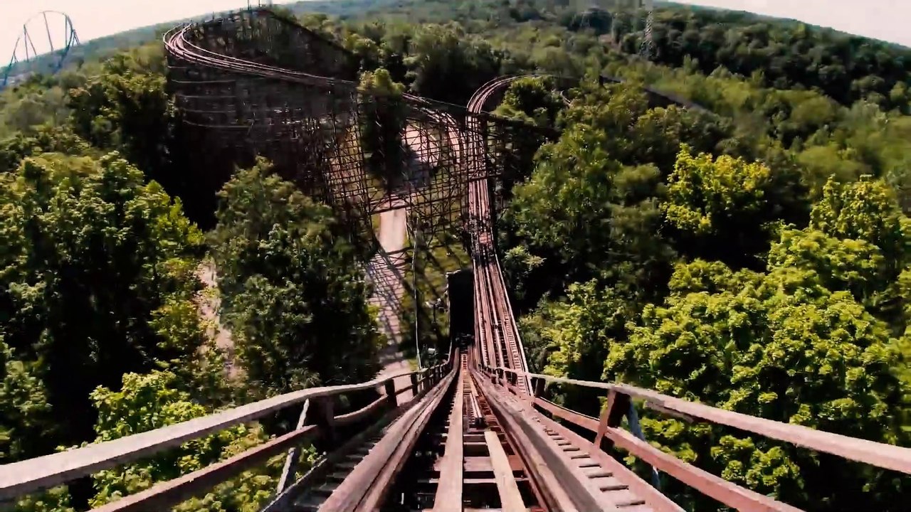 The Beast Roller Coaster (King's Island Amusement Park - Mason, Ohio ...