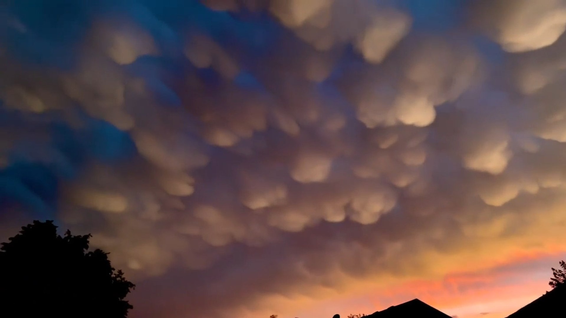 Mammatus Clouds Hd
