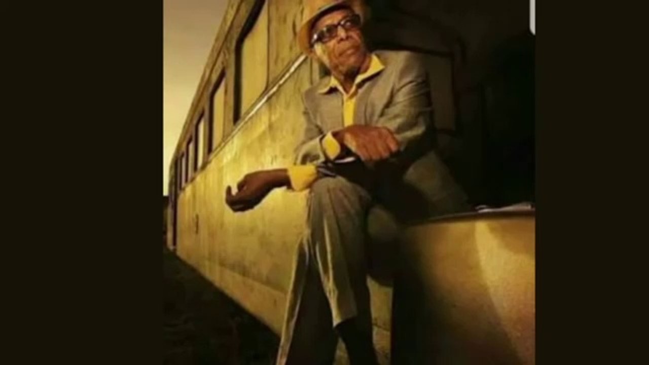 AMALELE Ethiopian song ALI BIRRA_360p.mp4 - video Dailymotion