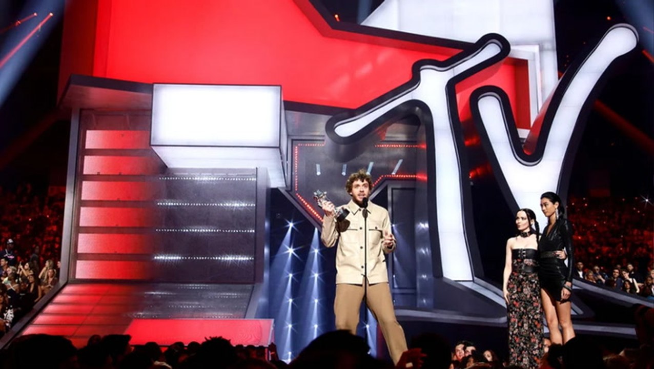 2022 VMAs Audience Grows On-Air and Online | Billboard News - video ...