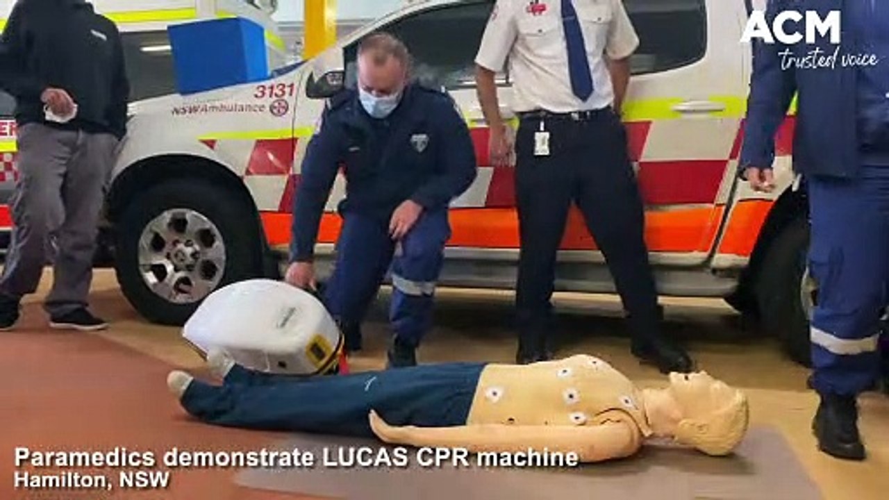 Paramedics demonstrate LUCAS CPR machine | September 15, 2022 ...