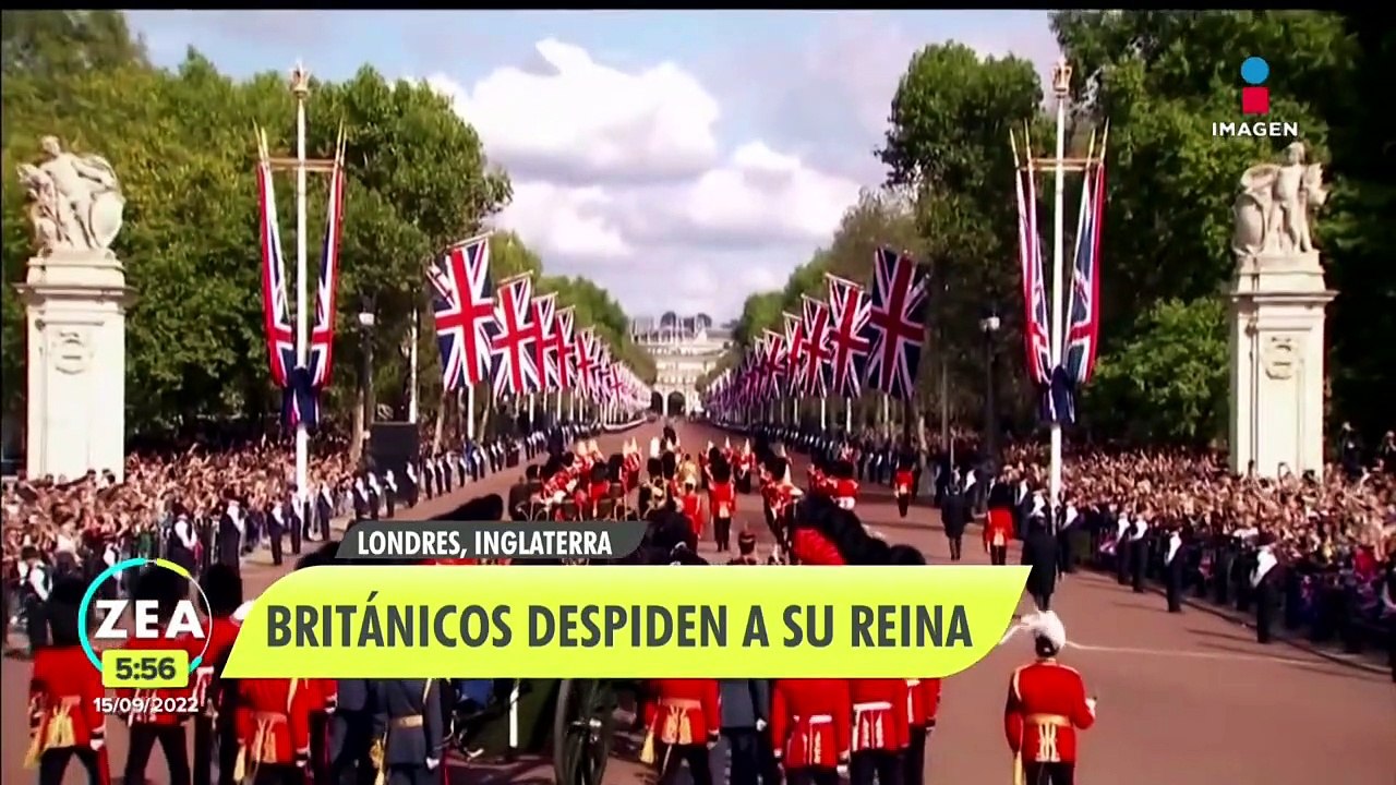 Guardia real se desmaya en el funeral de la reina Isabel II - Vídeo ...