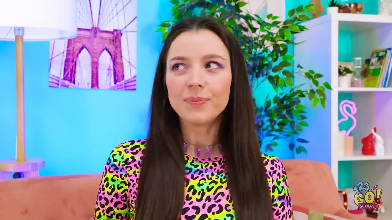 UNCOMMON WAYS TO MAKE JEWELRY We Tried Realistic Portrait Drawing! 3D ...