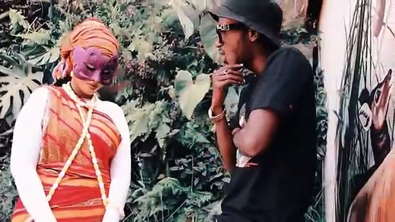 ISMA_IP_-_Somali_Queen_(Official_Music_ - video Dailymotion