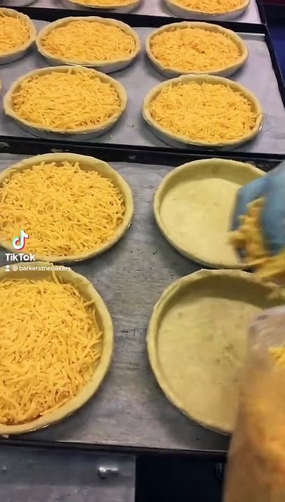 Watch an 'old school' cheese flan being made at Sheffield bakery ...