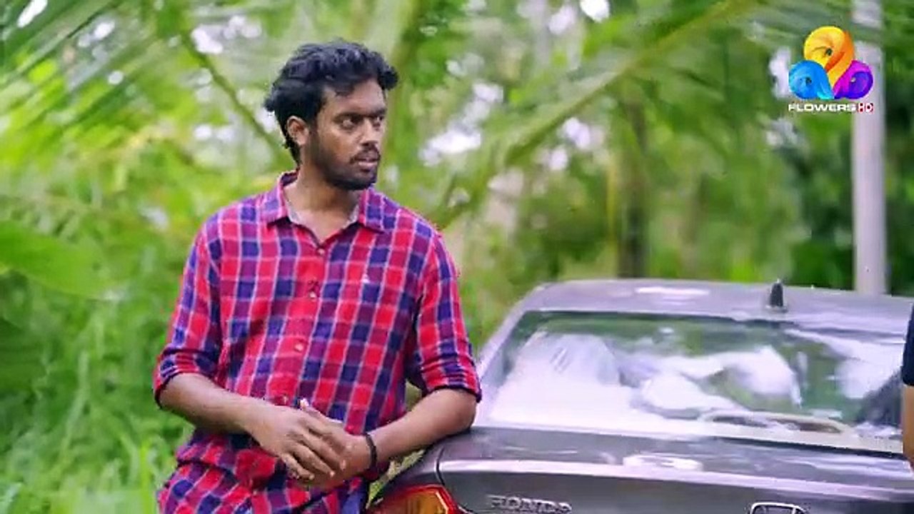 Surabhiyum Suhasiniyum - video Dailymotion