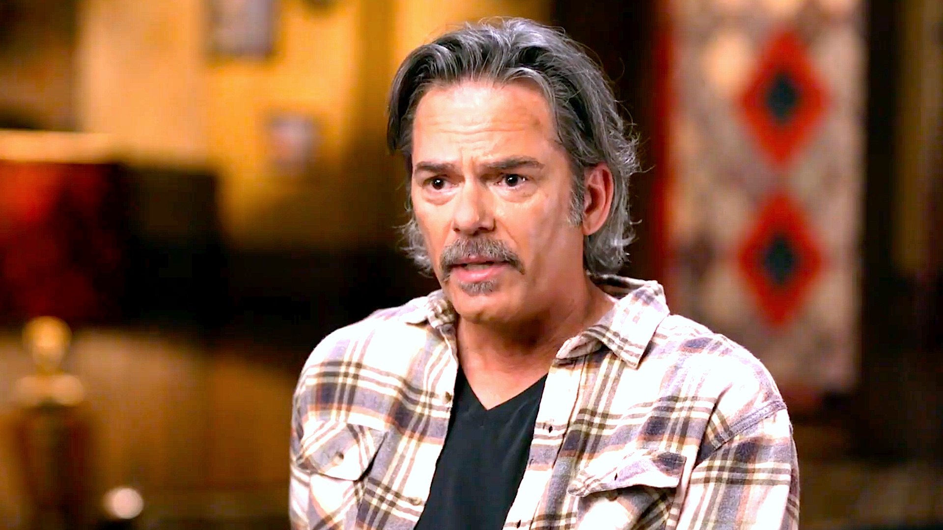 Billy Burke Chicago P.D. To Investigate Zoo Star Billy Burke In Season