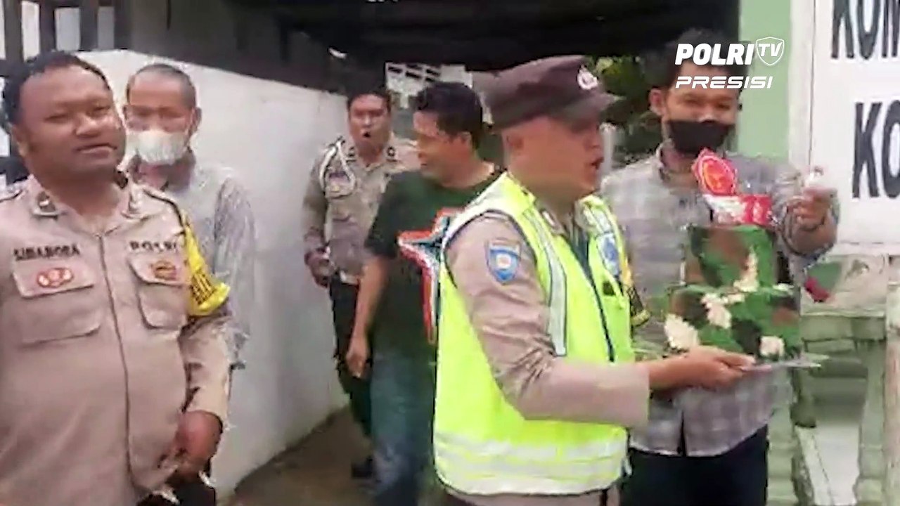 Polsek Siborongborong dipimpin oleh Kanit Intel Kunjungi Koramil 18 Siborongborong dalam rangka ...