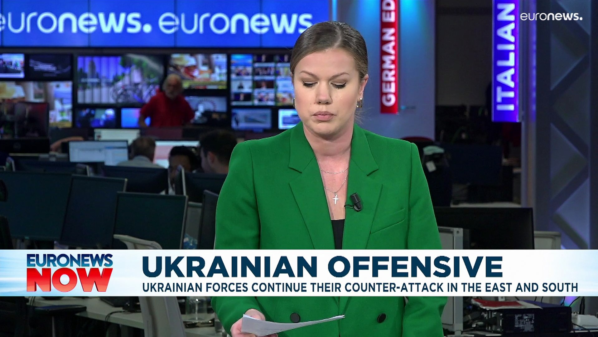 Ukraine war: Kyiv and Washington clarify leaders' nuclear remarks to ...