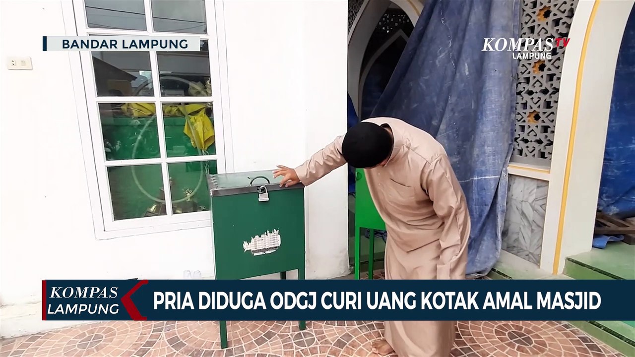 Pencurian Uang Kotak Amal Masjid Terekam Cctv Pelaku Diduga Odgj