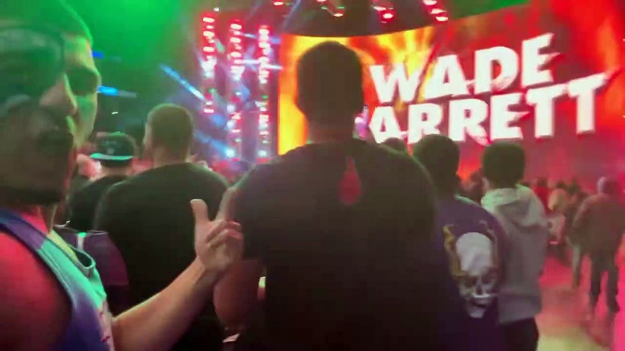 Wade Barrett Announcer Entrance Off Camera - WWE Smackdown 10/14/22 ...