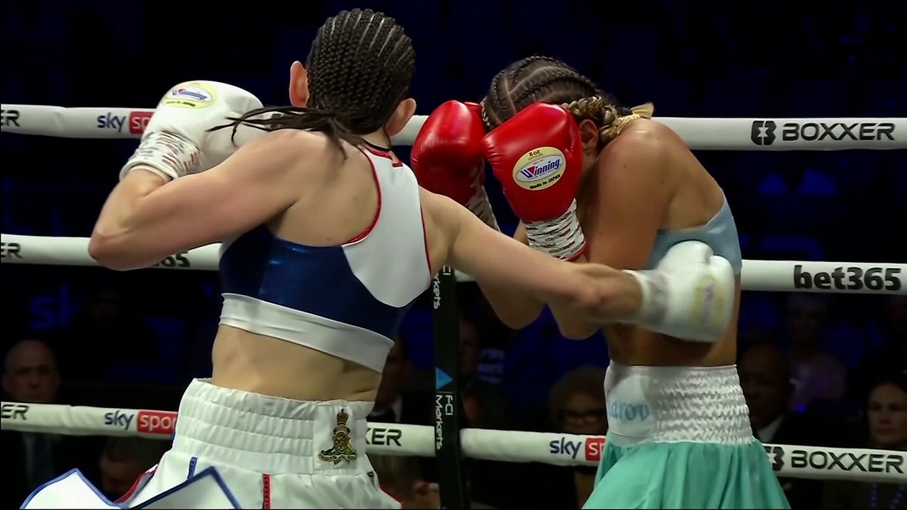 Karriss Artingstall vs Marina Sakharov (15-10-2022) Full Fight - video ...