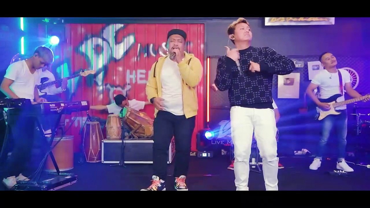 DENNY CAKNAN feat. ABAH LALA - OJO DIBANDINGKE (OFFICIAL LIVE MUSIC) - DC MUSIK - Video Dailymotion