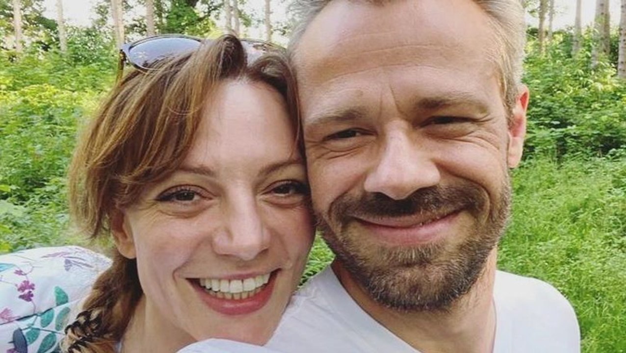 „Sturm der Liebe“-Traumpaar! Neue Pärchenbilder von Viola Wedekind und ...