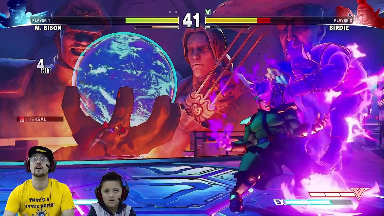 LET'S FIGHT in STREET FIGHTER 5! Doofy Butt Scratching Donuts (FGTEEV ...