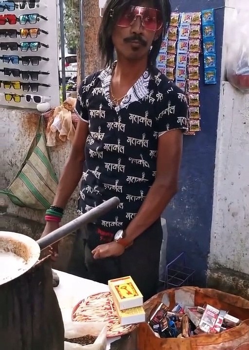 Dolly ki Tapri Famous chai wala of India - Video Dailymotion