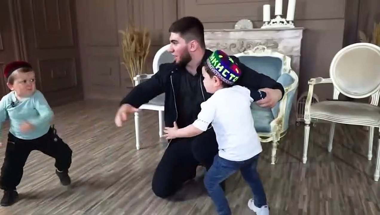 HASBULLAH VS ABDU ROZIK - video Dailymotion