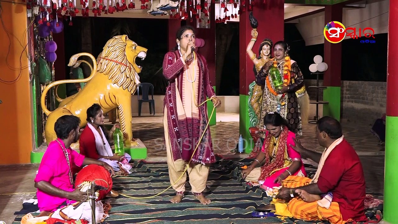 Phulathu Komala Jahnathu Sitala || Pala Bhajan || Gayika Kabita Rani ...