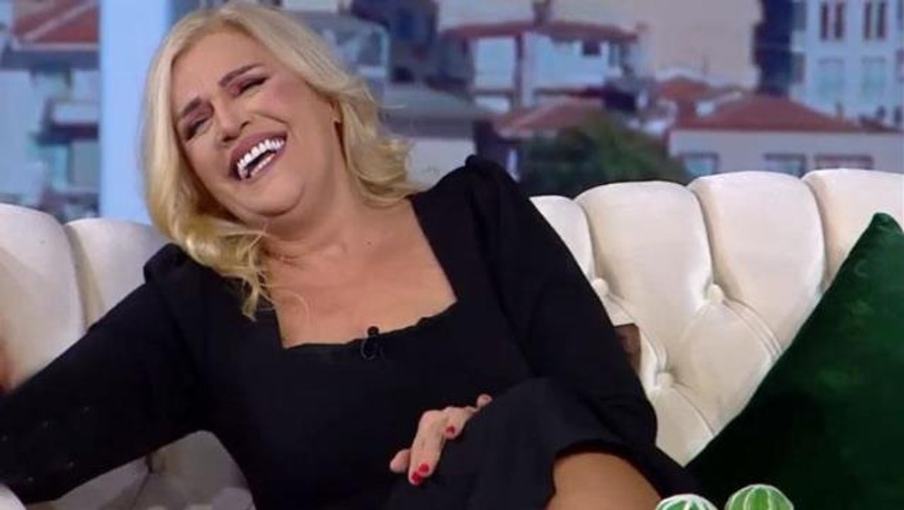 Çiğdem Tunç, sahnede yaşadığı en ilginç olayı anlattı: Gülerken altıma ...