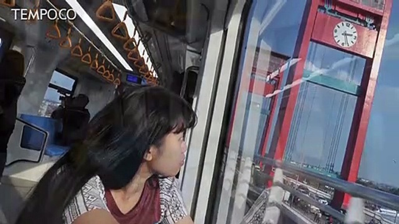 LRT Palembang Mulai Beroperasi Untuk Umum - video Dailymotion