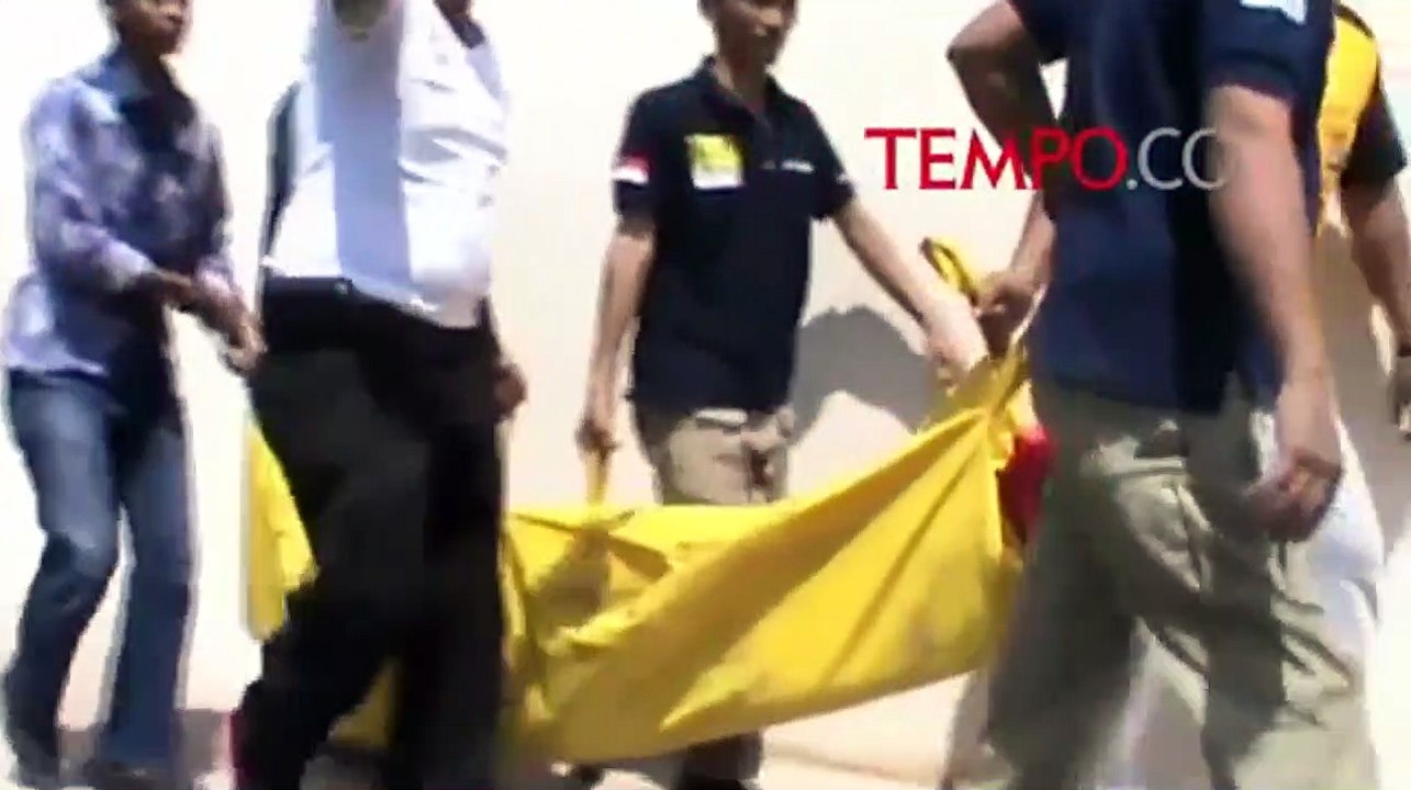 Usai Sidang, Terdakwa Pembunuh Eno Farihah Dikejar Warga, Dipukul ...