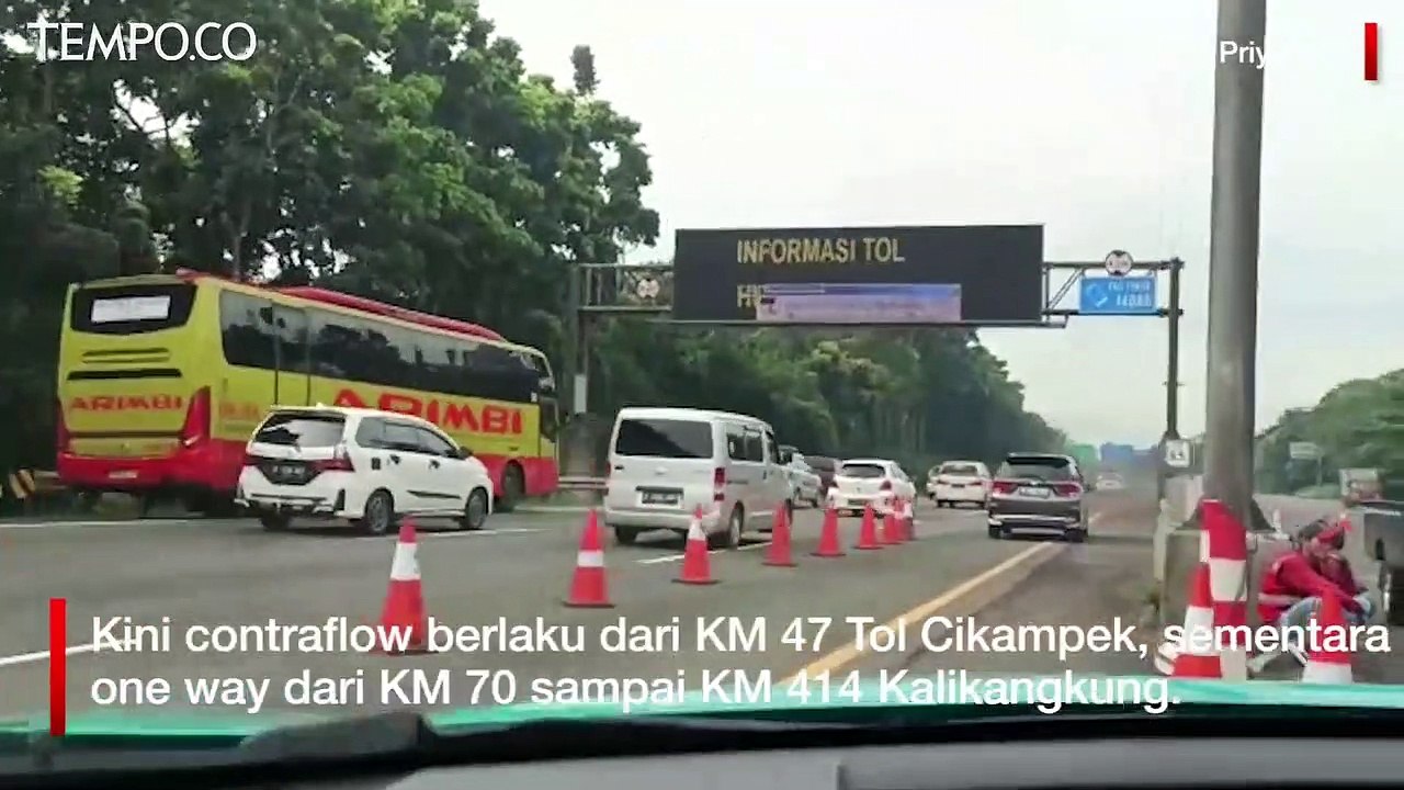 Polisi Evaluasi Arus Mudik, Aturan One Way Tol Cikampek Dimulai dari KM 70 - video Dailymotion