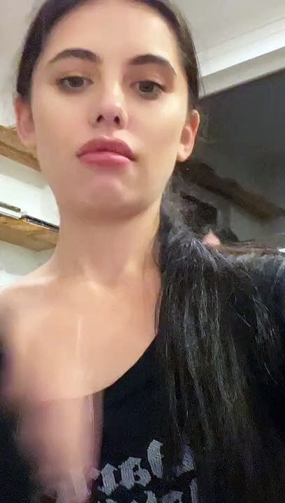 morganbcohen friend kiss video | Tik Tok friend kiss video - video Dailymotion