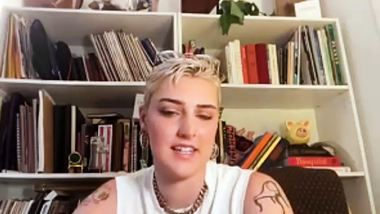 Non-Binary Artist Rio Romeo Makes an Album for Everyone - video Dailymotion