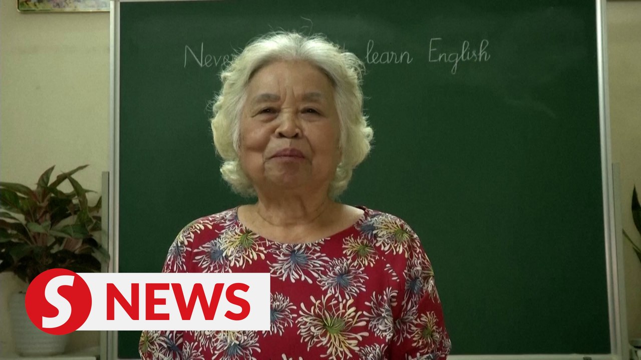 'Never too old to learn English' for Hanoi grannies - video Dailymotion