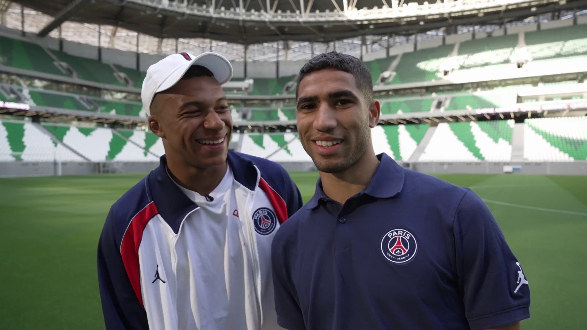 Mbappe wins battle PSG mate Hakimi | beIN SPORTS