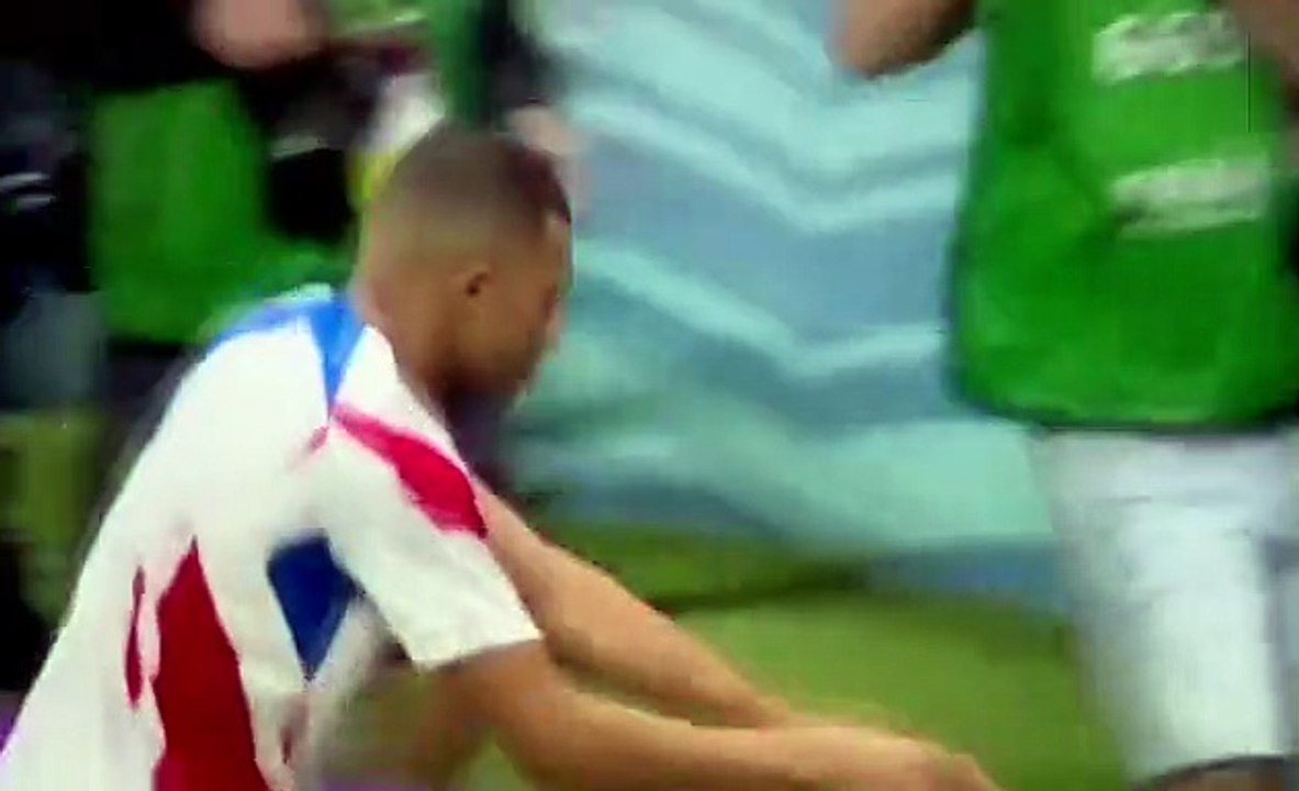 Kylian Mbappe apologises to a France fan after hitting him in the FACE ...