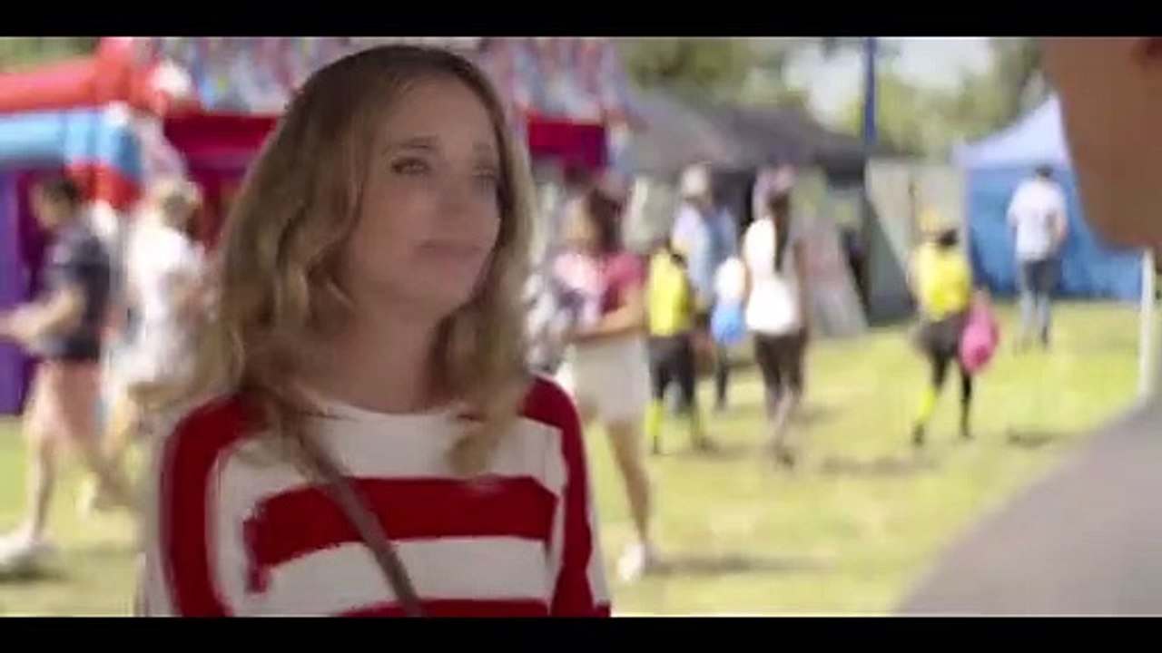 Il croit au père Noël Bande-annonce (UK) - Vidéo Dailymotion