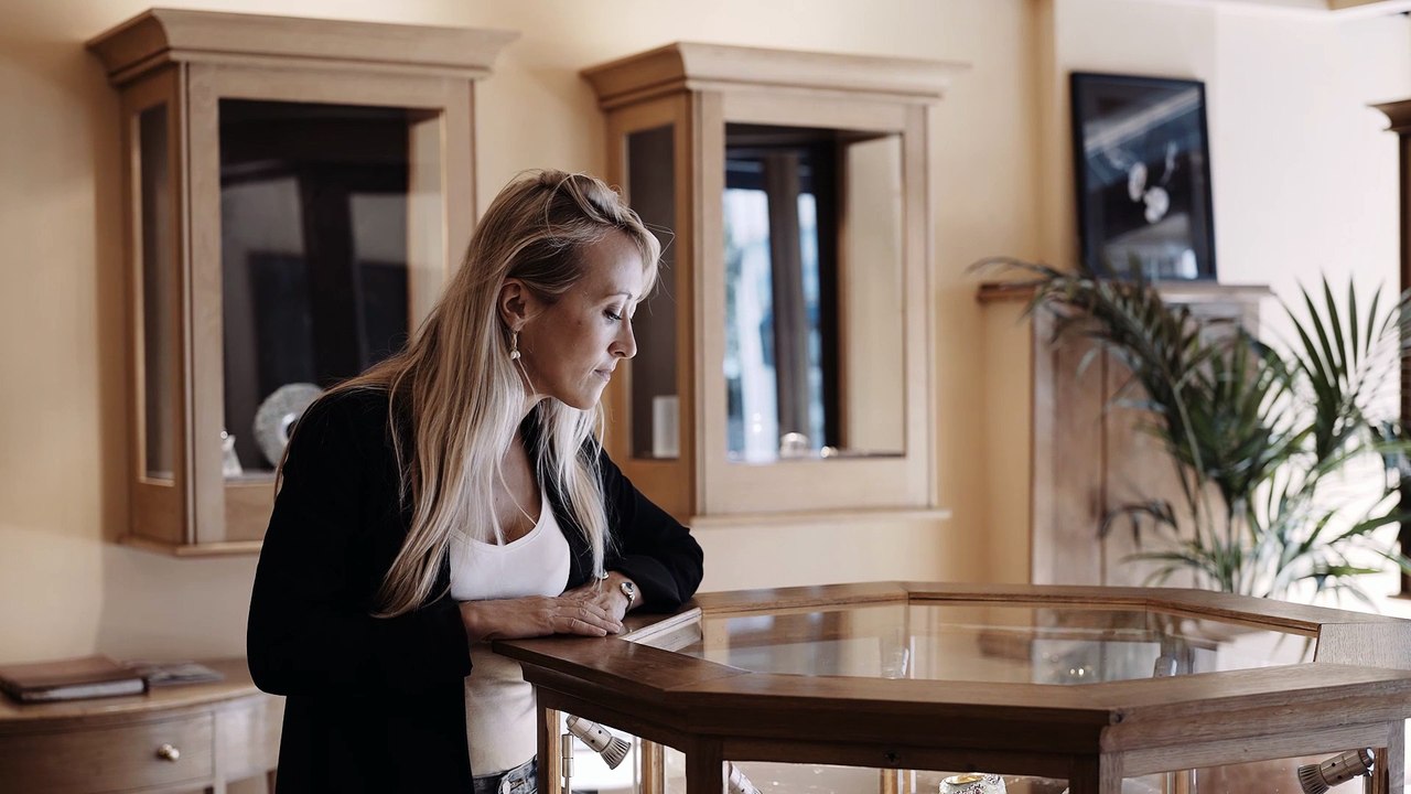 Real Life - Freya Rose Archer - video Dailymotion