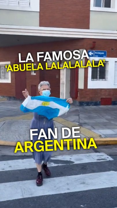 Ella es la famosa "Abuela Lalalalala" fan de la Selección Argentina ...