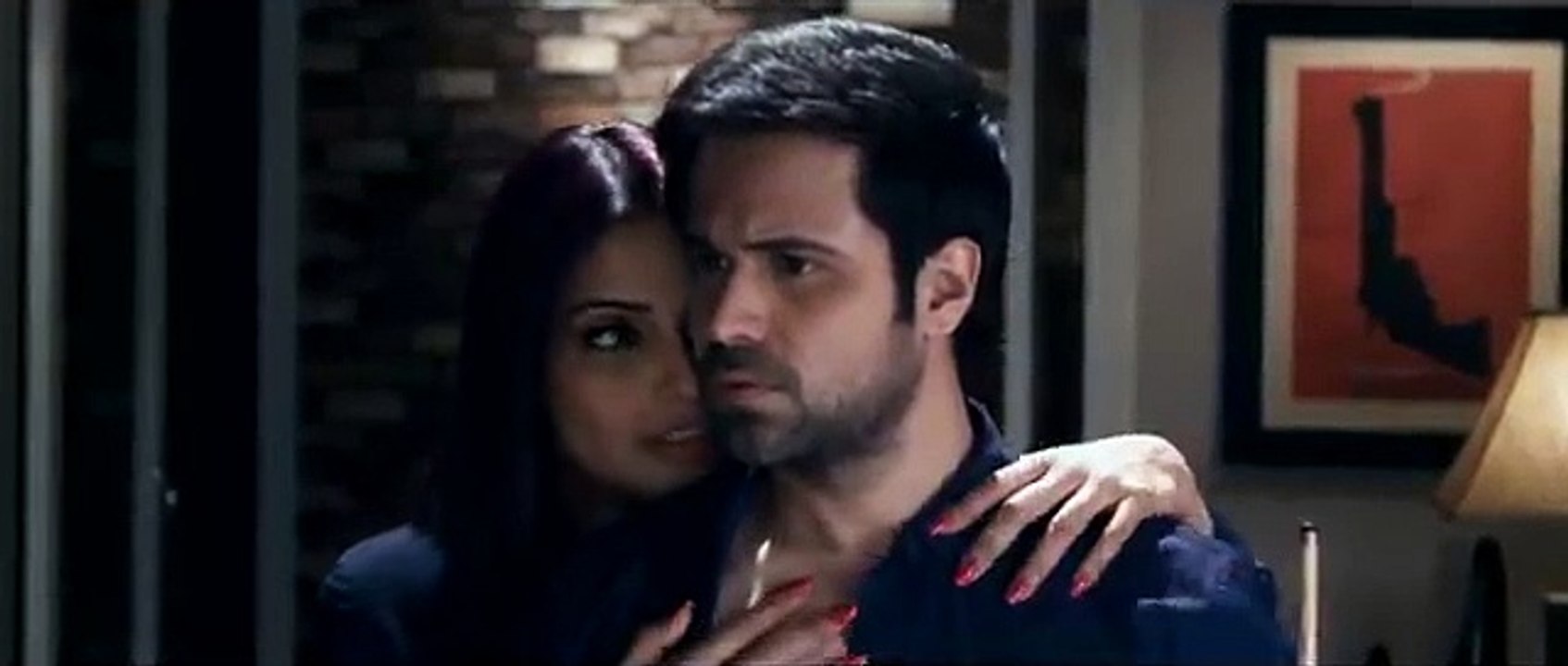 Bipasha Basu & Emraan Hashmi Romantic Scene | कितने अच्छी तरह जानते हो ...