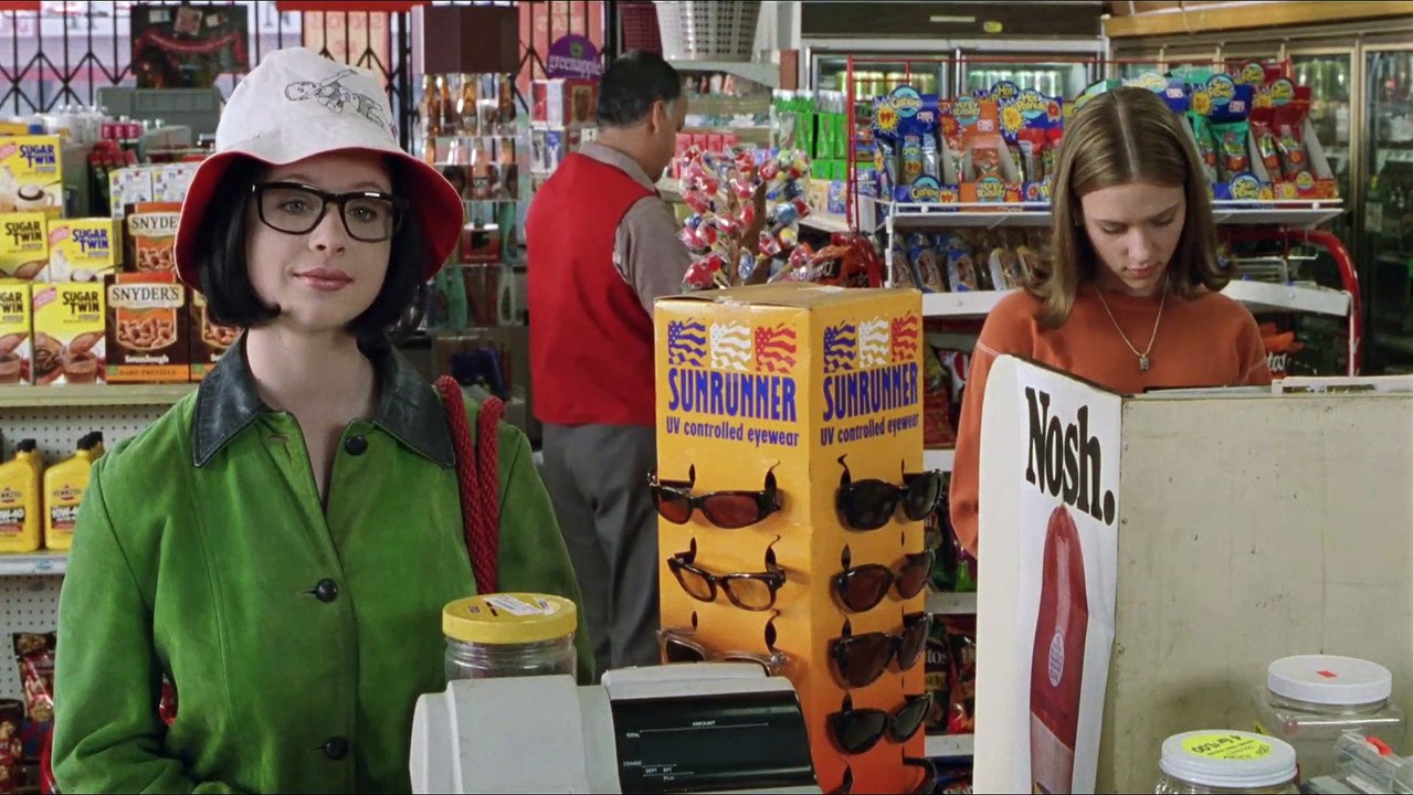 Un Mundo Diferente 2001 Latino Doblaje Mexicano Original - Ghost World ...