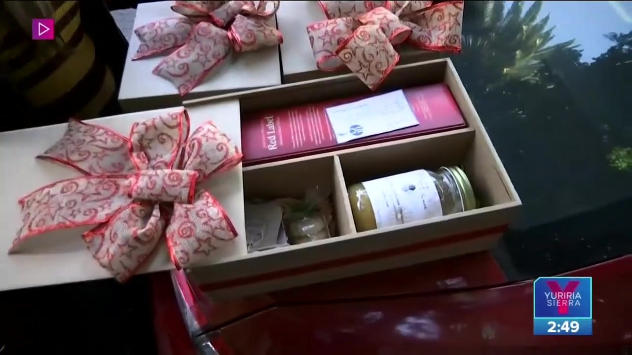 Estudio revela que mexicanos gastarán más de 9 mil pesos en regalos de Navidad - Vídeo Dailymotion