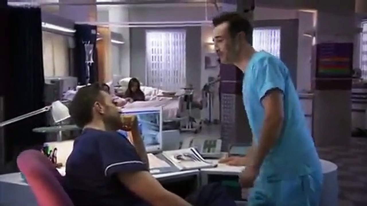 Holby City - Se17 - Ep32 HD Watch HD Deutsch - video Dailymotion